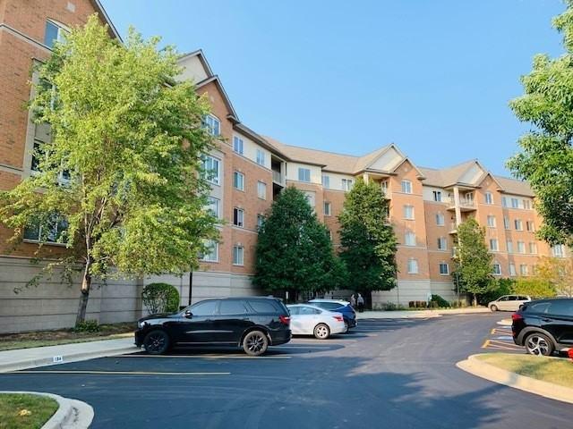 2 Bedroom Condo for Rent at 125 N Buffalo Grove Rd #313, Buffalo Grove, IL 60089