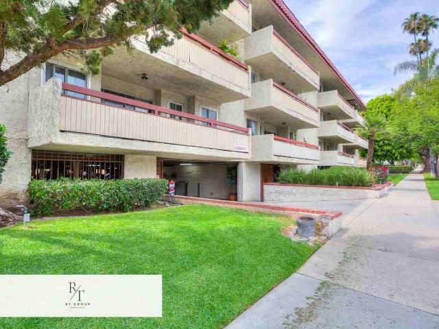 2 Bedroom Condo for Rent at 125 S Sierra Madre Blvd #104, Pasadena, CA 91107 Lamanda Park
