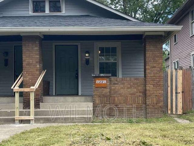 2 Bedroom Condo for Rent at 1221 N Oxford St, Indianapolis, IN 46201 Near Eastside