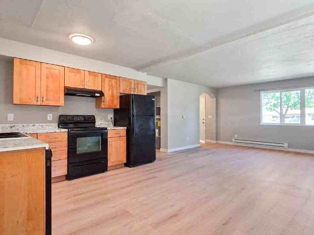 2 Bedroom Condo for Rent at 13959 Se 173rd Pl, Renton, WA 98058