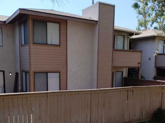 2 Bedroom Condo for Rent at 1305 Massachusetts Ave #103, Riverside, CA 92507 University