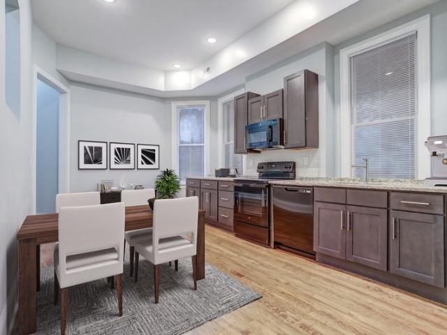 2 Bedroom Condo for Rent at 1308 Floyd Ave, Richmond, VA 23220 The Fan