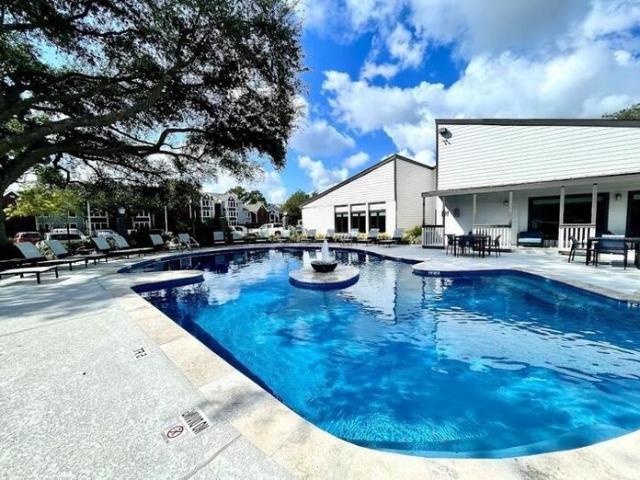 2 Bedroom Condo for Rent at 13101 Briar Forest Dr #C1, Houston, TX 77077 Eldridge West Oaks