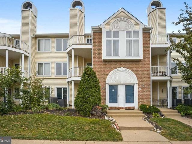 2 Bedroom Condo for Rent at 13 Michele Ct, Levittown, PA 19057