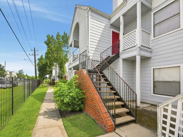 2 Bedroom Condo for Rent at 14550 Fonmeadow Dr #1, Houston, TX 77035 Greater Fondren Southwest
