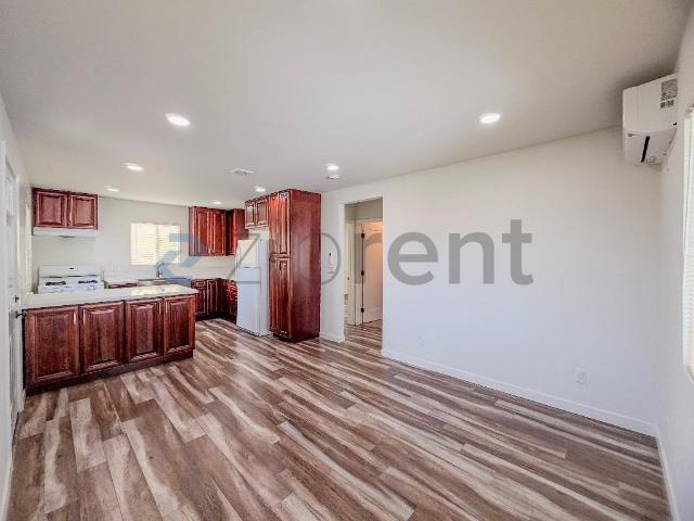 2 Bedroom Condo for Rent at 145 E 97th St, Los Angeles, CA 90003 Congress Southeast