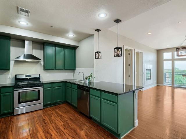 2 Bedroom Condo for Rent at 1488 Madison St #505, Denver, CO 80206 Congress Park