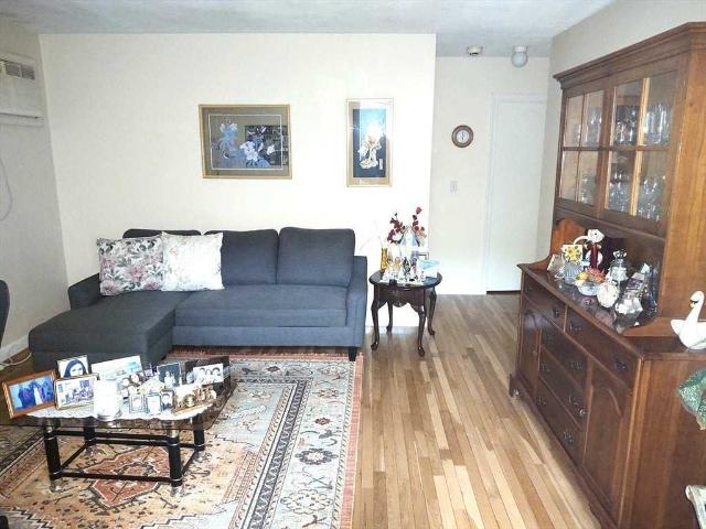 2 Bedroom Condo for Rent at 148 Boston Post Rd W, Marlborough, MA 01752