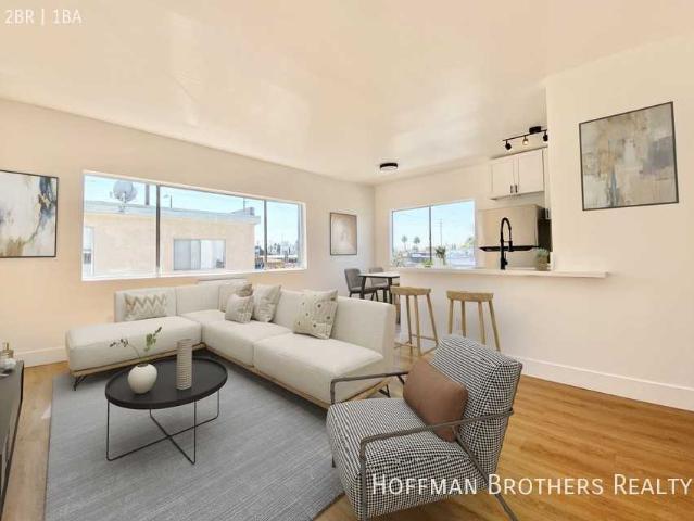 2 Bedroom Condo for Rent at 1552 2nd Ave #6, Los Angeles, CA 90019 UNNC