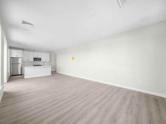 2 Bedroom Condo for Rent at 157 Chestnut St, Chelsea, MA 02150 Broadway