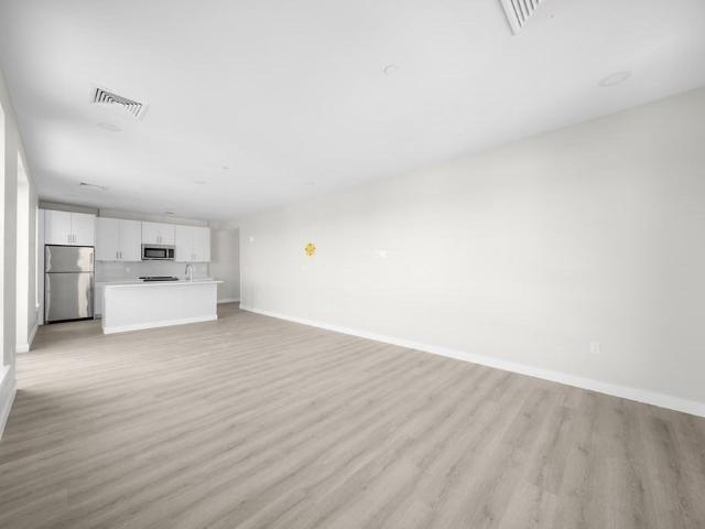 2 Bedroom Condo for Rent at 157 Chestnut St, Chelsea, MA 02150 Broadway