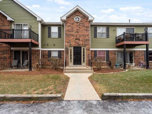 2 Bedroom Condo for Rent at 1535 Raymond Dr, Naperville, IL 60563
