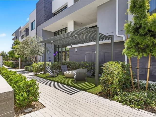 2 Bedroom Condo for Rent at 16175 Dawn Way, Tustin, CA 92782 Tustin