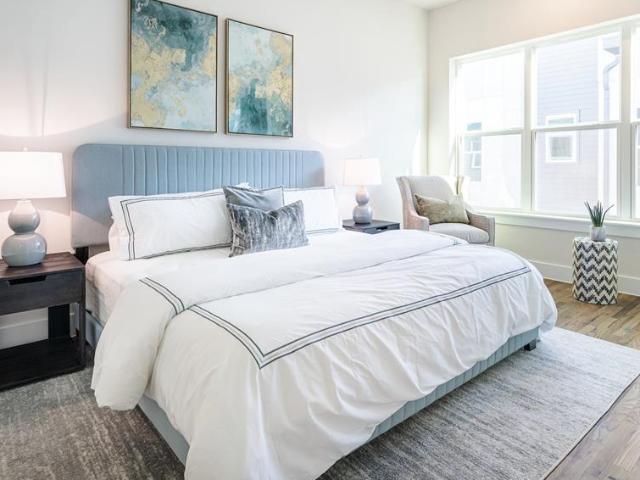 2 Bedroom Condo for Rent at 1719 Caddo Street #1028, Dallas, TX 75204