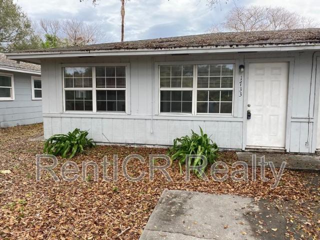 2 Bedroom Condo for Rent at 1733 Overbrook Ave, Clearwater, FL 33755