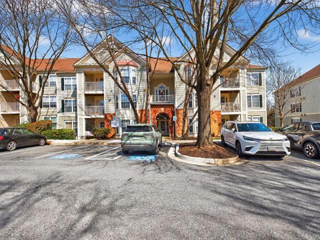 2 Bedroom Condo for Rent at 18809 Sparkling Water Dr #T3, Germantown, MD 20874 Germantown