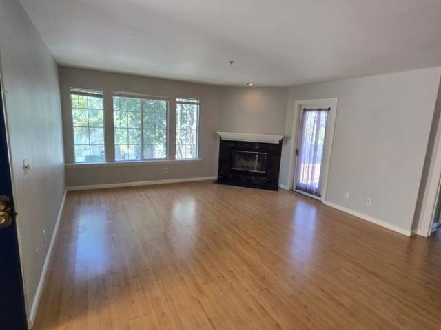 2 Bedroom Condo for Rent at 18812 Caminito Cantilena #129, San Diego, CA 92128 Rancho Bernardo