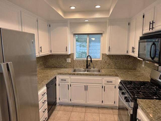 2 Bedroom Condo for Rent at 1823 11th St #5, Santa Monica, CA 90404 Pico