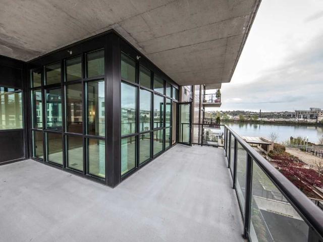 2 Bedroom Condo for Rent at 1830 Nw Riverscape St, Portland, OR 97209 Northwest District