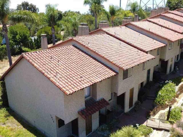 2 Bedroom Condo for Rent at 1911 Estrella De Mar Ct #B, Carlsbad, CA 92009