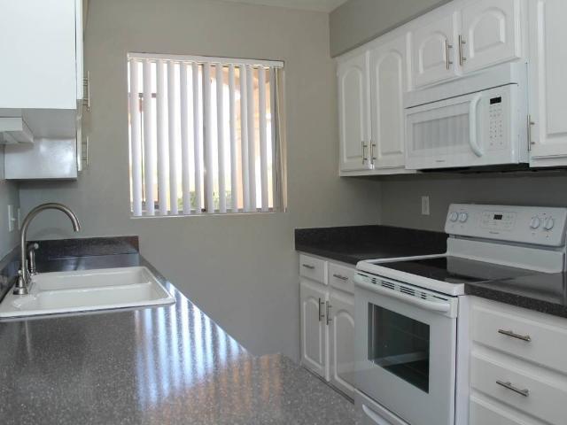 2 Bedroom Condo for Rent at 20421 N 3rd Dr #8, Phoenix, AZ 85027