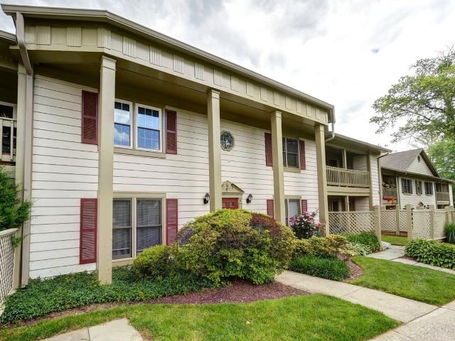 2 Bedroom Condo for Rent at 20649 Shadyside Way #B, Germantown, MD 20874 Germantown