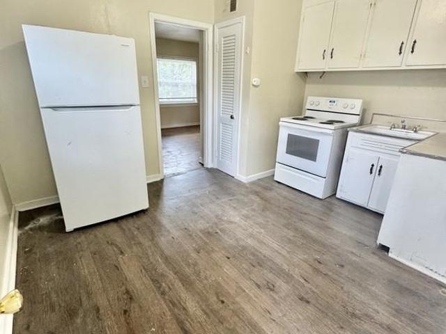 2 Bedroom Condo for Rent at 2016 4th Ave, Richmond, VA 23222 Highland Park Southern Tip