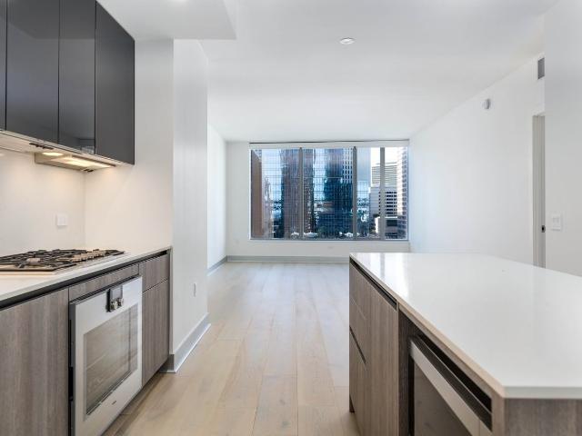 2 Bedroom Condo for Rent at 201 Folsom Street #7B, San Francisco, CA 94105 SOMA