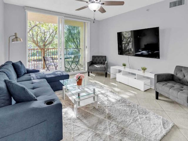 2 Bedroom Condo for Rent at 214 Villa Circle Unit# 214 #214, Boynton Beach, FL 33435
