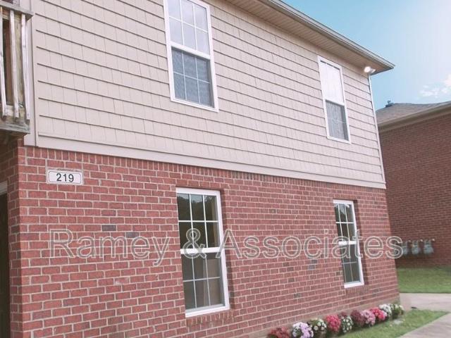 2 Bedroom Condo for Rent at 219 Highland Blvd #2, Shepherdsville, KY 40165