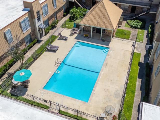 2 Bedroom Condo for Rent at 2100 College Dr, Baton Rouge, LA 70808 Mid City South