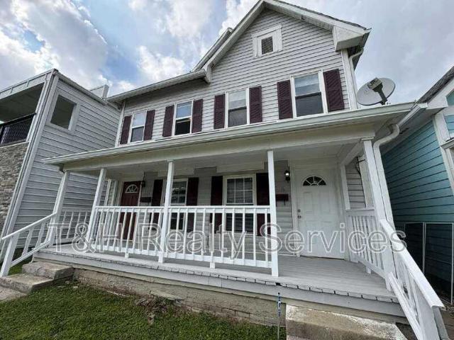 2 Bedroom Condo for Rent at 2116 Woodlawn Ave, Indianapolis, IN 46203 Near Southeast