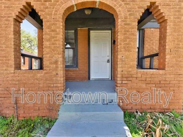 2 Bedroom Condo for Rent at 2122 Glen Ellyn St, Oklahoma City, OK 73111 Medical Community