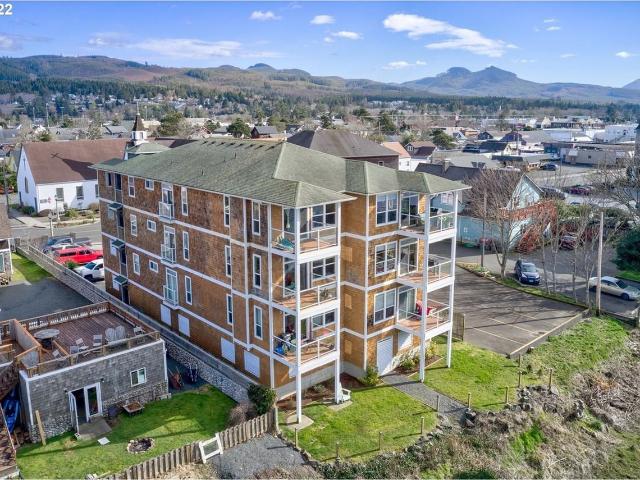 2 Bedroom Condo for Rent at 224 N Holladay Dr, Seaside, OR 97138