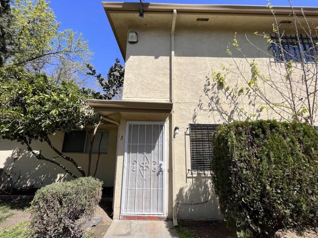 2 Bedroom Condo for Rent at 2205 Peppertree Way, Antioch, CA 94509