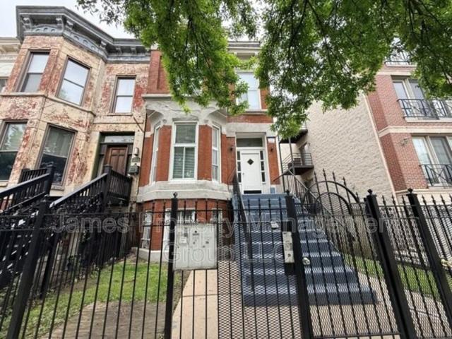 2 Bedroom Condo for Rent at 2213 W Washington Blvd, Chicago, IL 60612 Near West Side