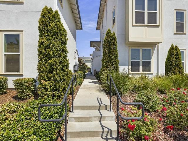 2 Bedroom Condo for Rent at 2214 Hutchinson St #202, Chico, CA 95928 Doe Mill