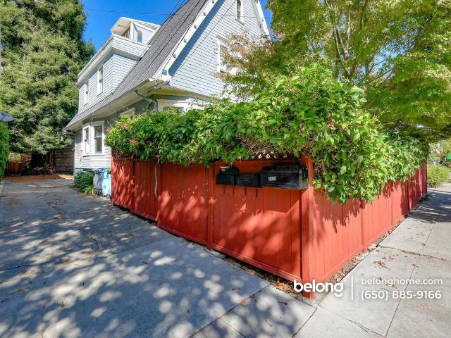 2 Bedroom Condo for Rent at 2223 Ward St #B, Berkeley, CA 94705