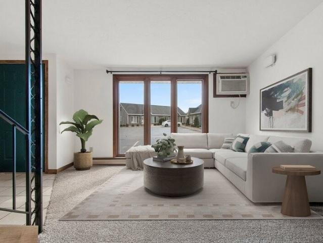2 Bedroom Condo for Rent at 2370 Canter Ln, Ashwaubenon, WI 54304 Ashwaubenon