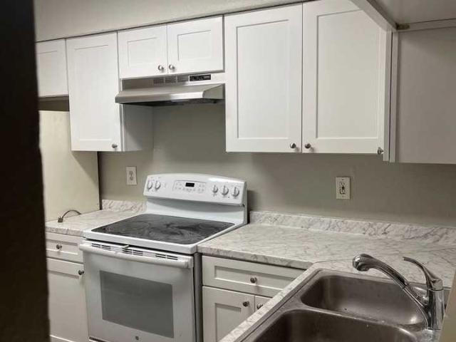 2 Bedroom Condo for Rent at 238 Afton Sq #202, Altamonte Springs, FL 32714