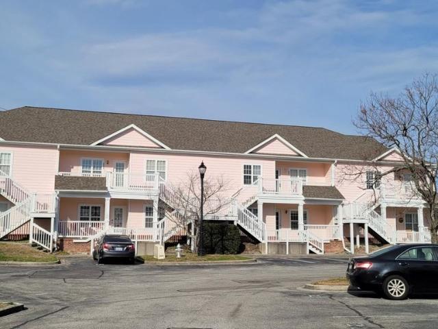 2 Bedroom Condo for Rent at 2302 Wrightsville Ave Apt 202, Wilmington, NC 28403