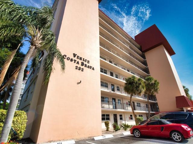 2 Bedroom Condo for Rent at 232 Saint Augustine Ave #502, Venice, FL 34285 Venice