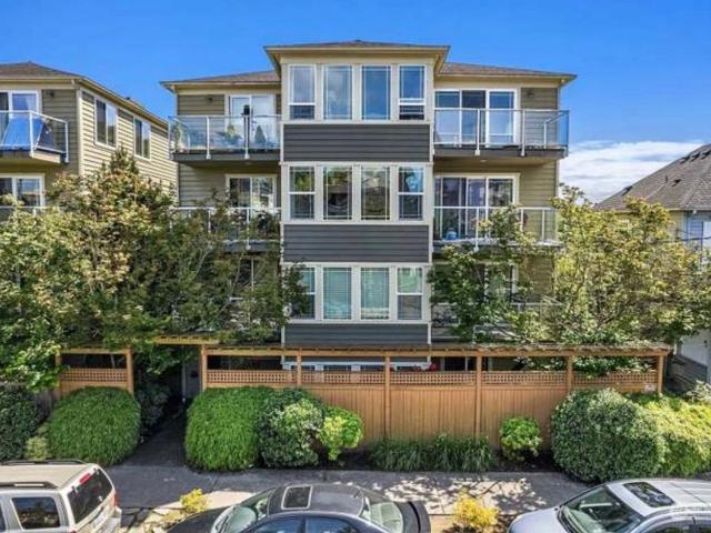 2 Bedroom Condo for Rent at 2417 Nw 59th St #W303, Seattle, WA 98107 Adams