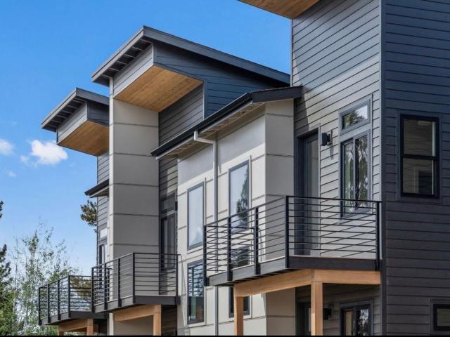 2 Bedroom Condo for Rent at 2548 Sw Yew Ave, Redmond, OR 97756