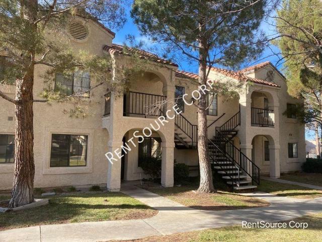 2 Bedroom Condo for Rent at 2554 Olive Dr #18, Palmdale, CA 93550