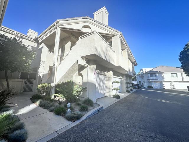 2 Bedroom Condo for Rent at 25550 Hemingway Ave #G, Stevenson Ranch, CA 91381 Stevenson Ranch