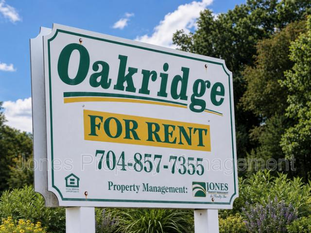 2 Bedroom Condo for Rent at 2660 Oak St, Kannapolis, NC 28083