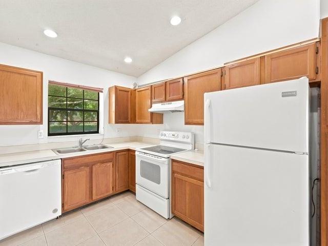 2 Bedroom Condo for Rent at 2600 Greenwood Terrace, Boca Raton, FL 33431 Boca Raton Hills
