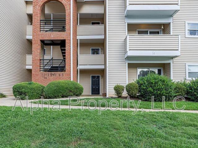 2 Bedroom Condo for Rent at 2601 Duncan Chapel Rd #J202, Greenville, SC 29617
