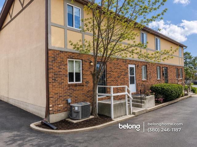 2 Bedroom Condo for Rent at 2739 Beulah Rd, Columbus, OH 43211 North Linden